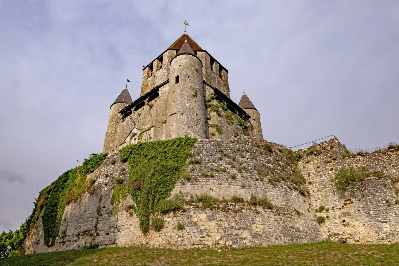 Caesar Keep - France