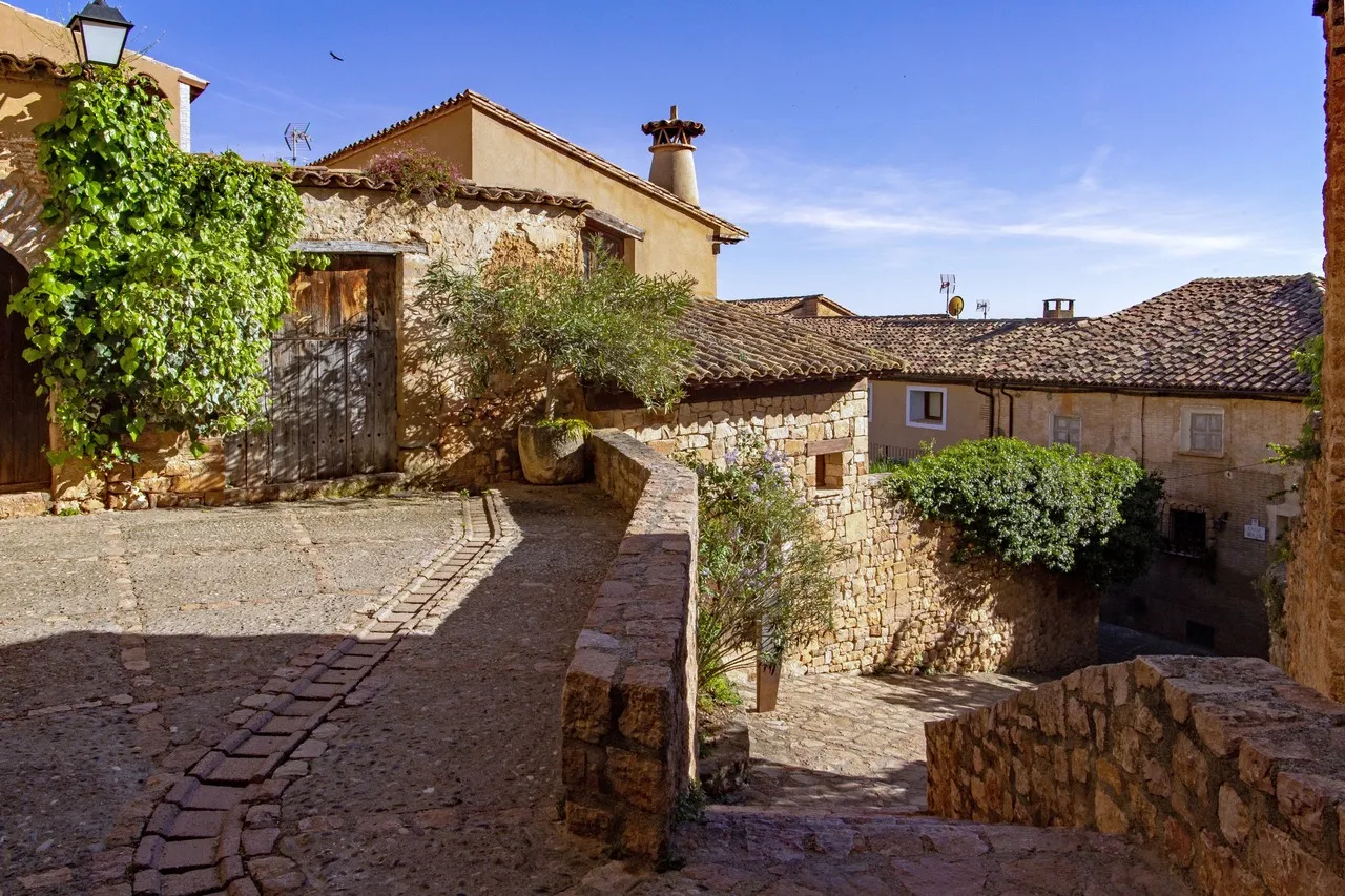 Streets of Alquézar - Spain