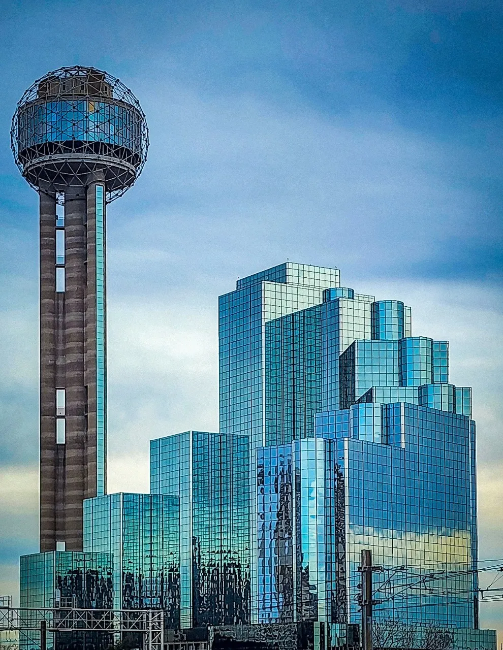 Dallas' buildings - から The Sixth Floor Museum at Dealey Plaza, United ...